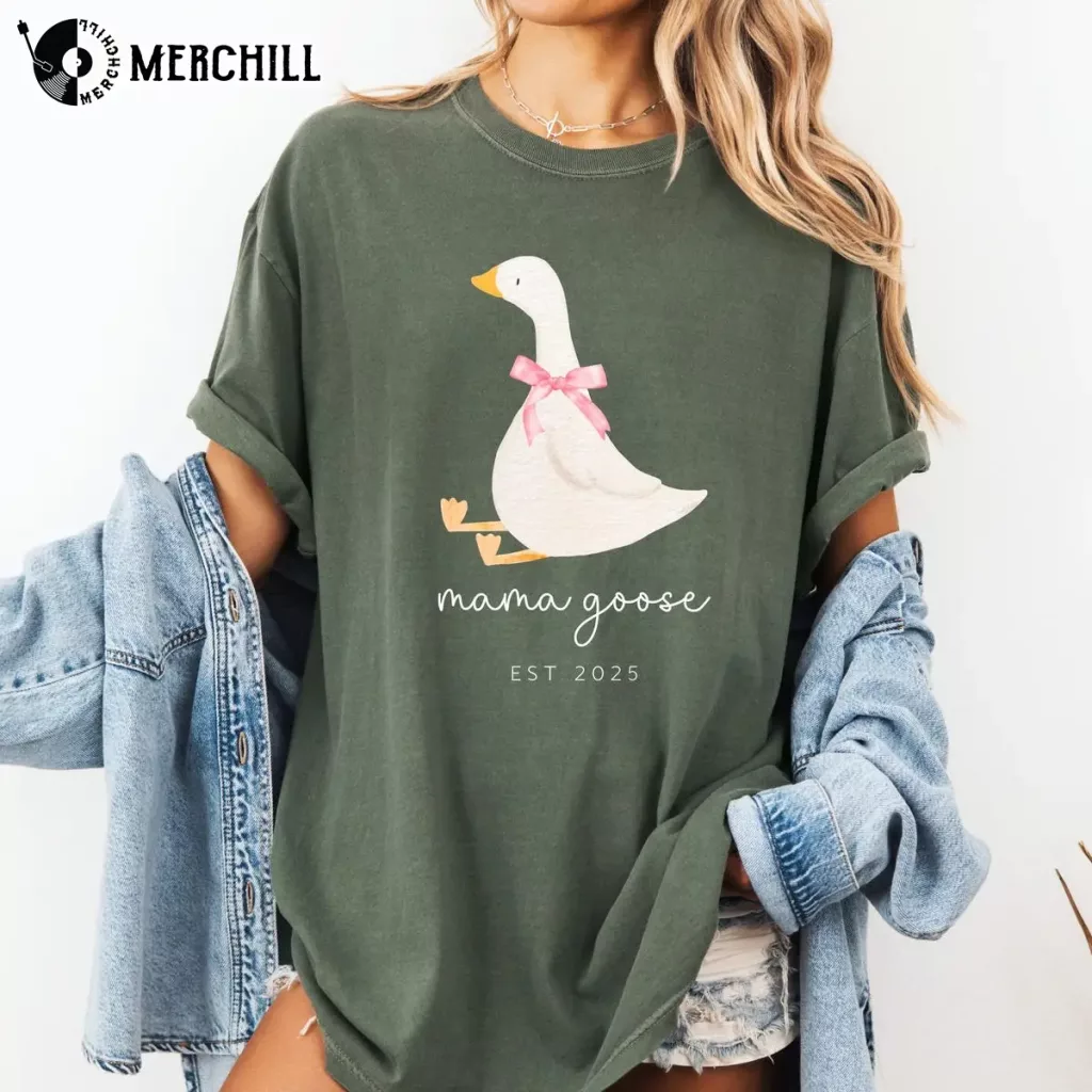 Custom Grandma Goose Est shirt Gift Ideas for Mum